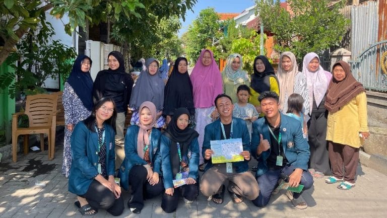 Menuju UMKM Berkualitas, Mahasiswa KKN UNDIP Sosialisasikan Penerapan ...